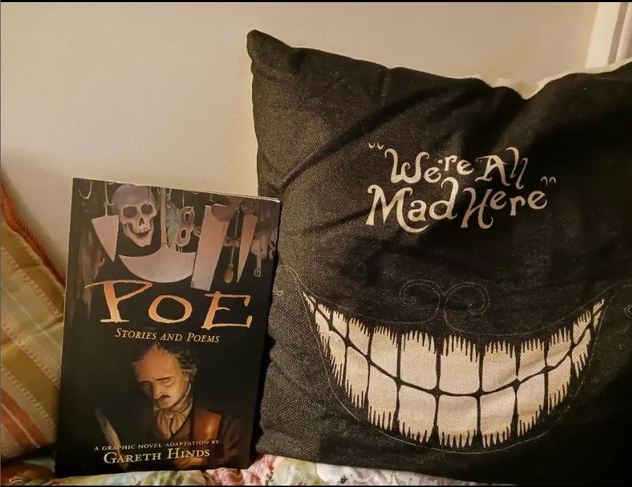 Poe: Stories and Poems: A Graphic Novel Adaption by Gareth Hinds ...