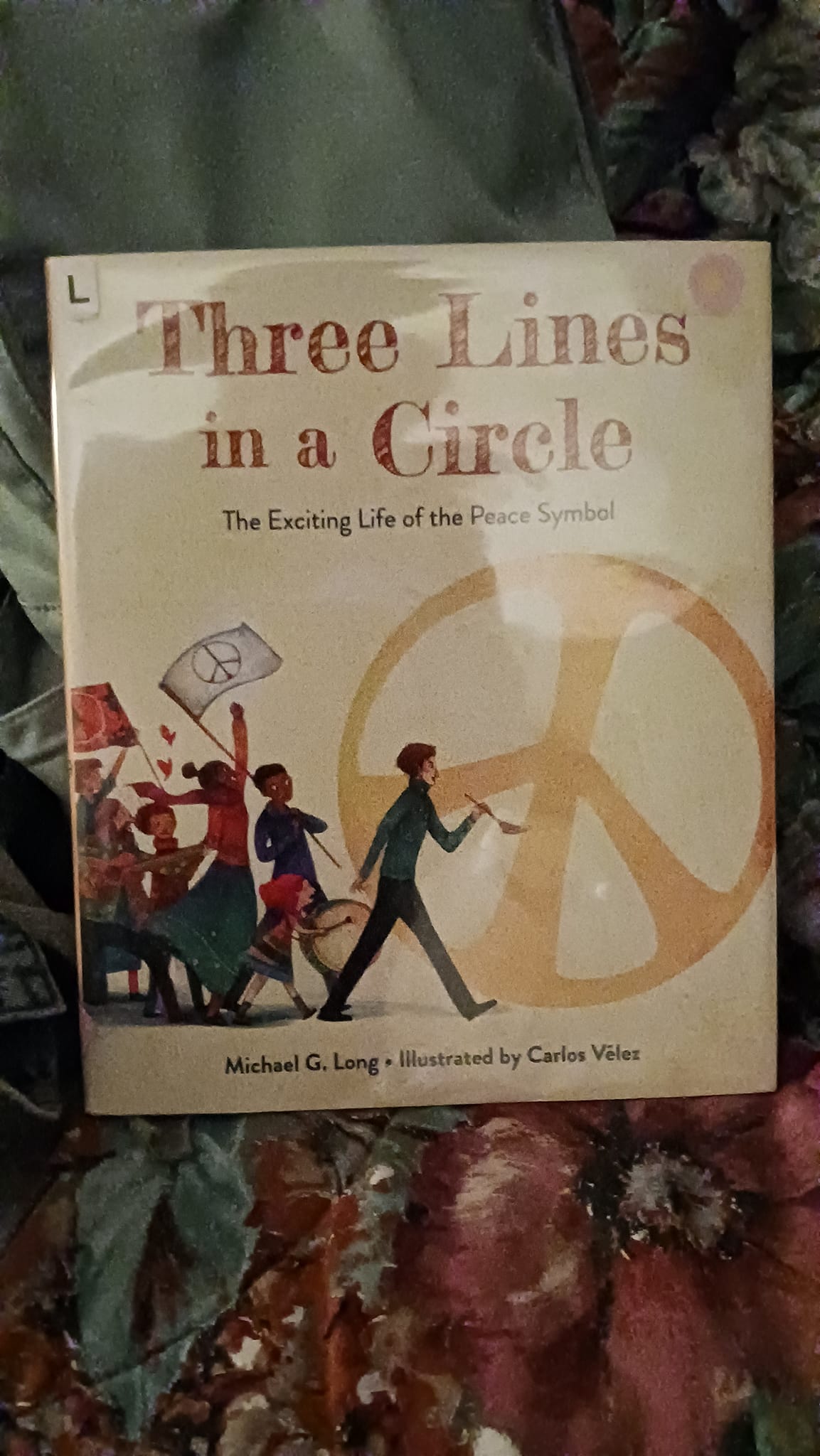 Walking Toward Peace: The True Story of a Brave Woman Called Peace ...
