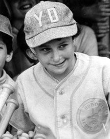 The Girl Who Changed Little League: The True Story of Maria Pepe and ...